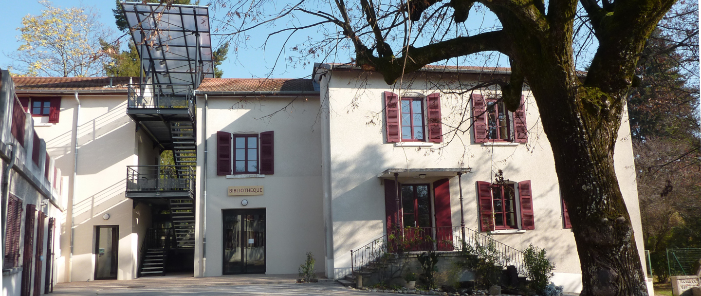 La bibliothèque - Commune de Beynost